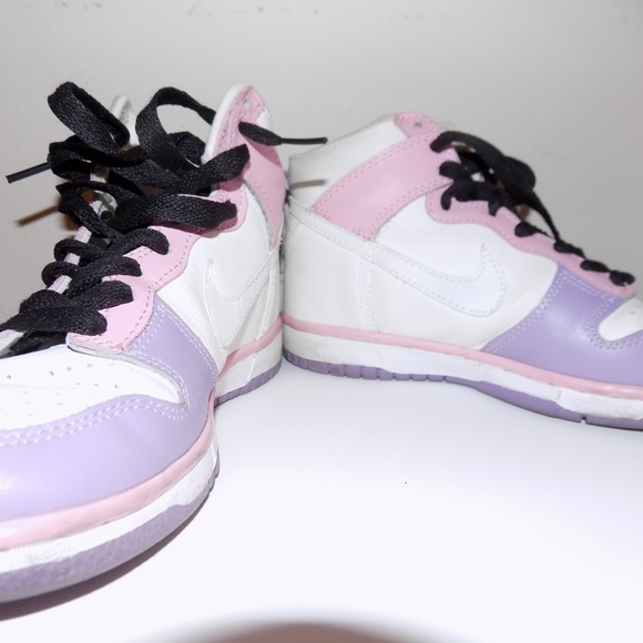 Nike | Shoes | Minnie Mouse Nike Rare Shoe | Poshmark